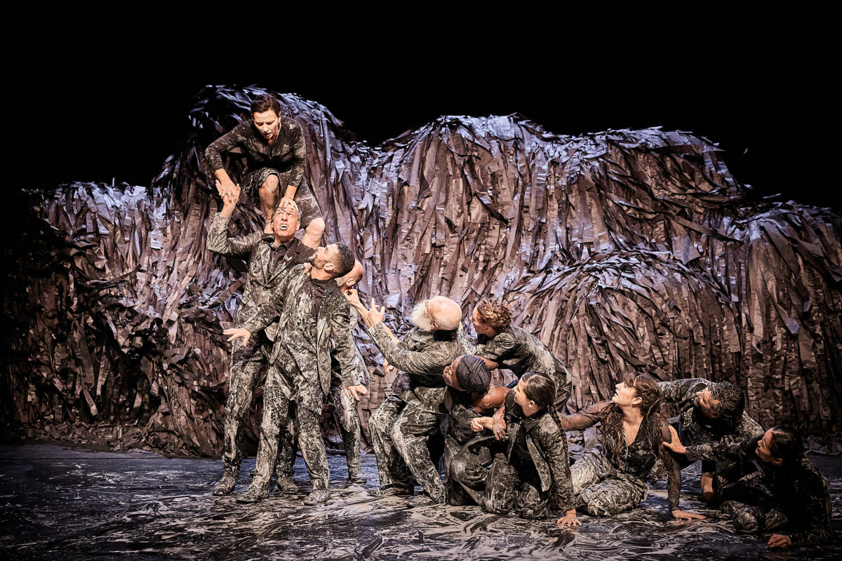 Baro d’Evel, de l’agile argile à des danses sans densité | Le Club