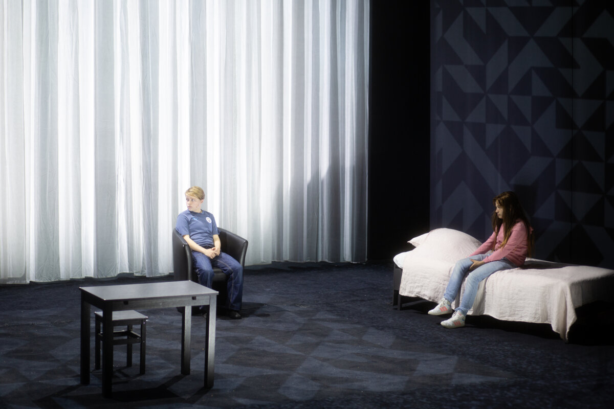 Avec Joël Pommerat, « Les petites filles modernes » en leur obscur ...