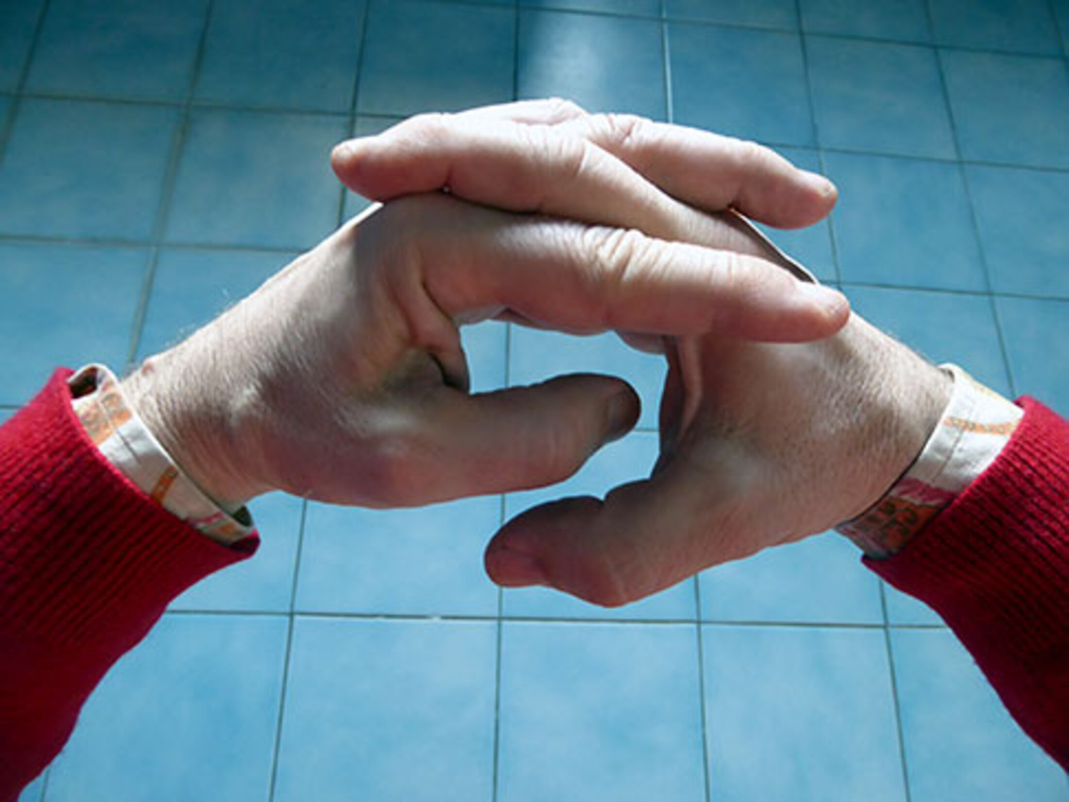 Et même, si je pouvais me tourner les pouces... | Le Club