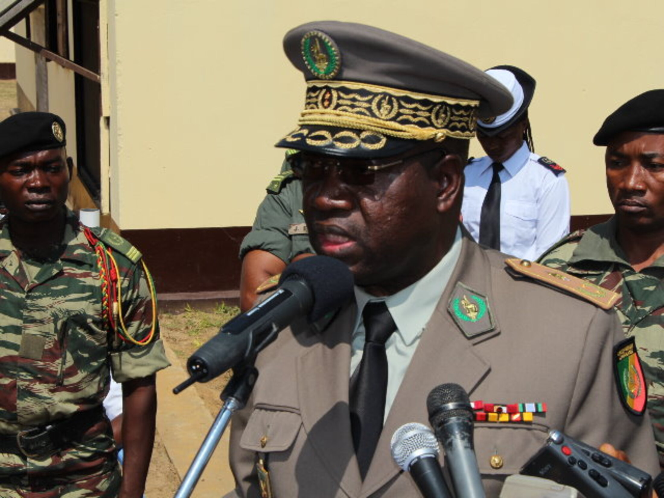 (Congo-Brazza) Affairisme au haut commandement militaire : Ollessongo ...